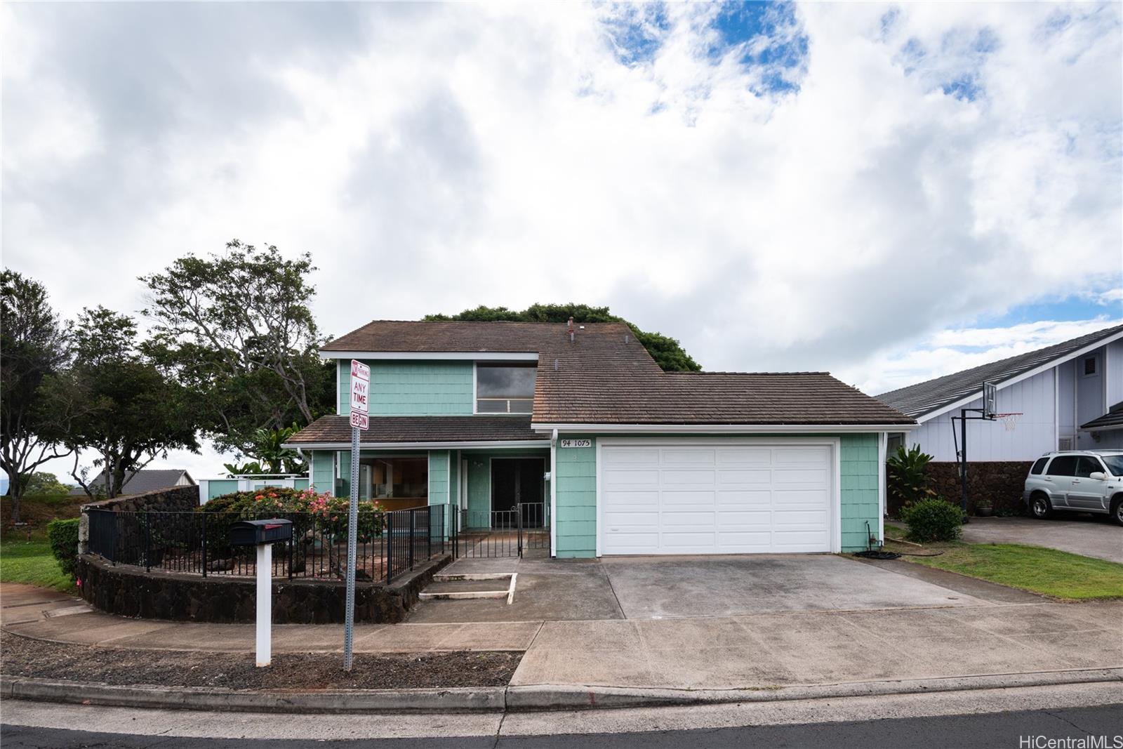 94-1075 Poe Place , Waipahu, Hi 96797 | Waipio Gentry
