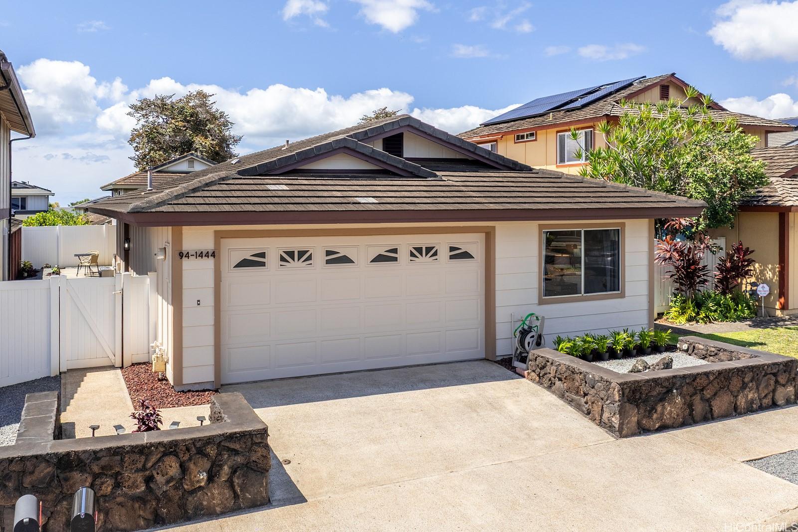 94-1444 Okupu Street , Waipahu, Hi 96797 | Waipio Gentry