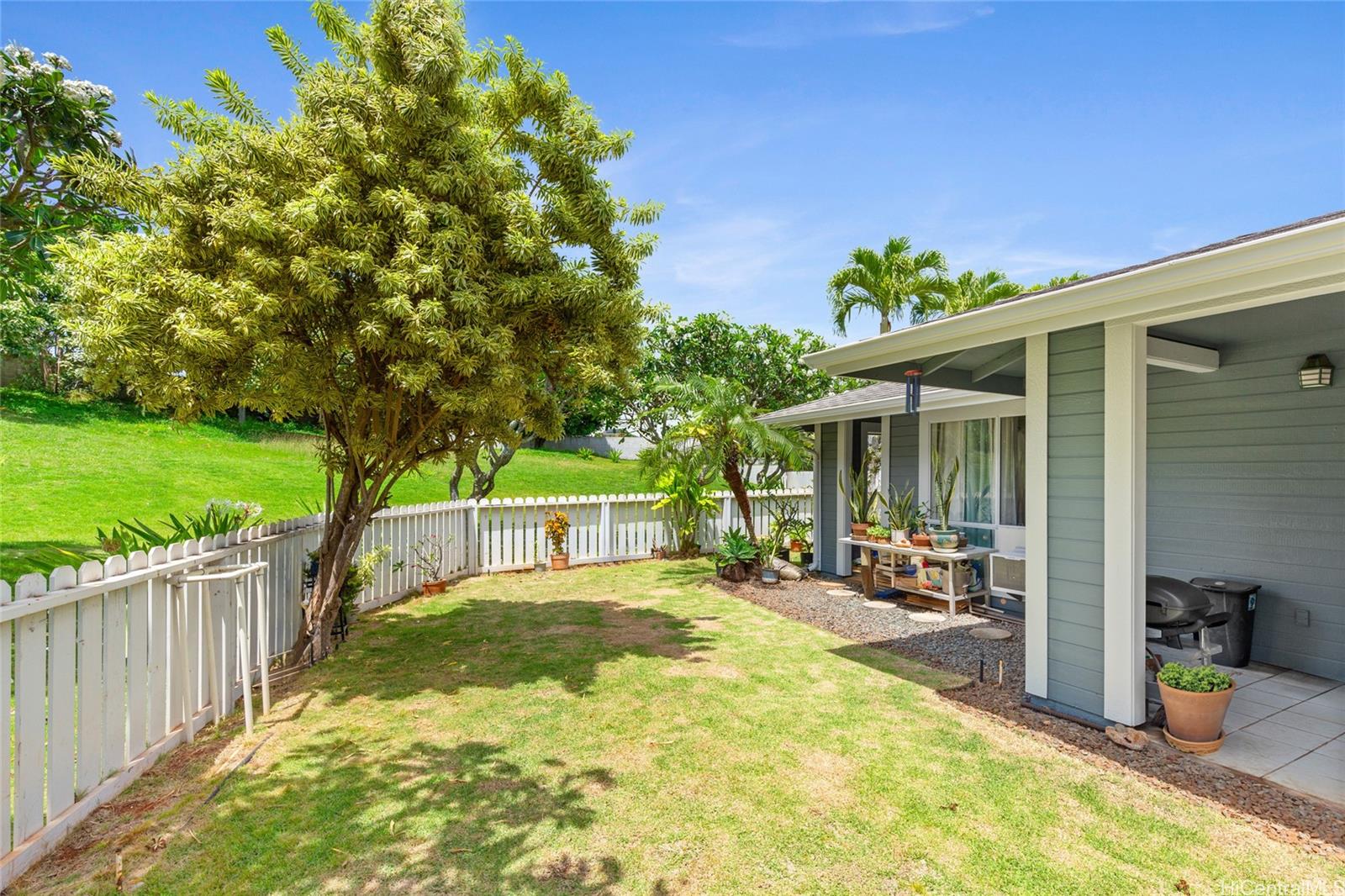 Waikele Community Association # R104, 94-828 Lumiauau Street, Waipahu ...