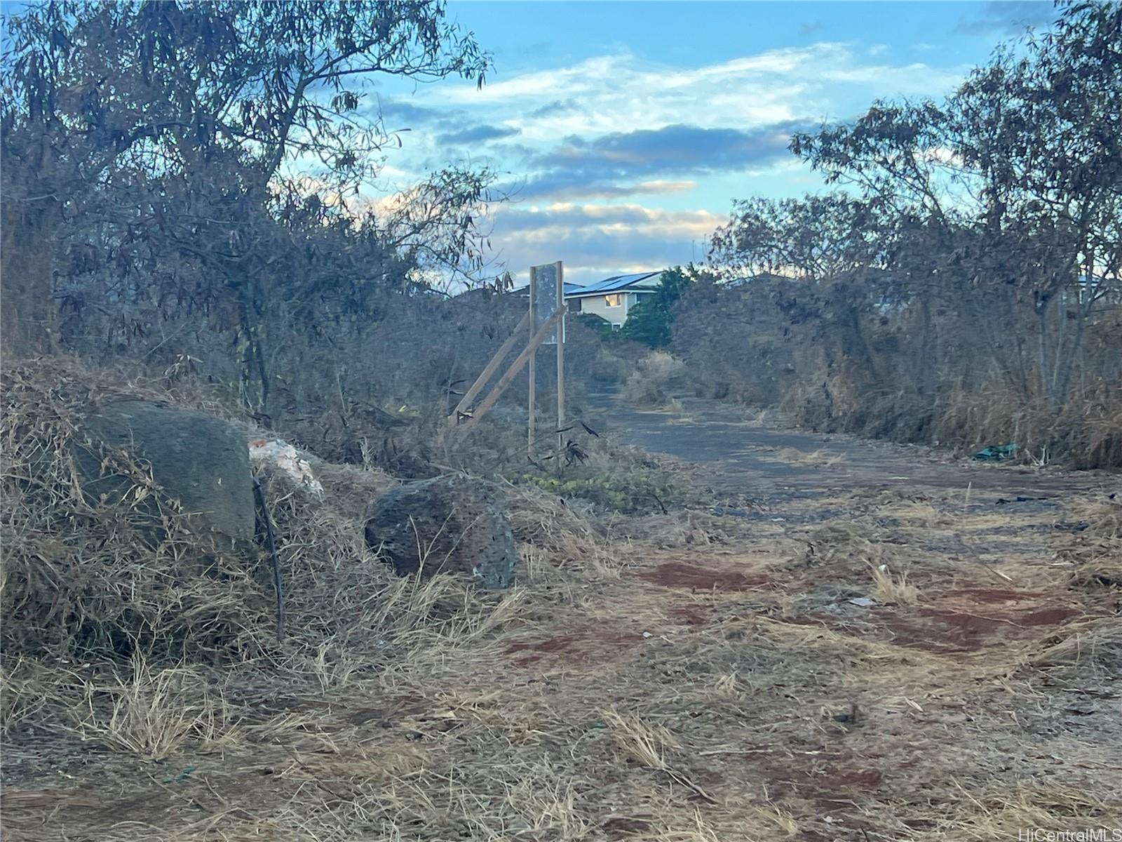 94-944 Anoiki St 10, Waipahu, Hi 96797 - Royal Kunia