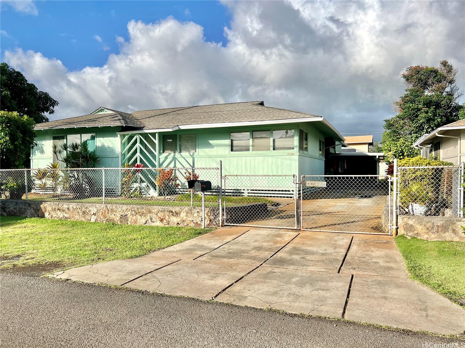 98-034 Lokowai St , Aiea, Hi 96701 | Waimalu