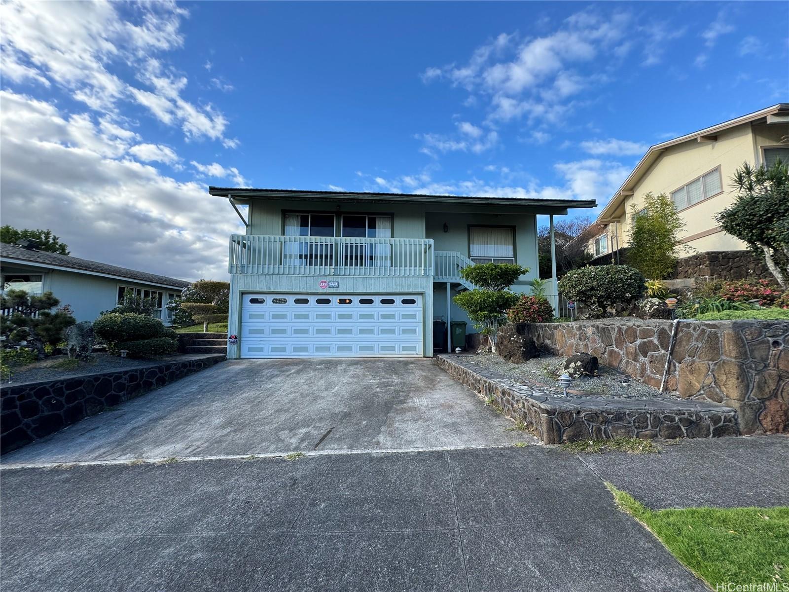 98-1822 Nahele St Aiea - Hawaii Rental