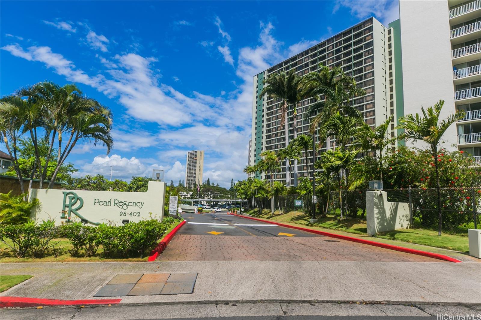 Pearl Regency #2313, 98-402 Koauka Loop, Aiea | Pearlridge
