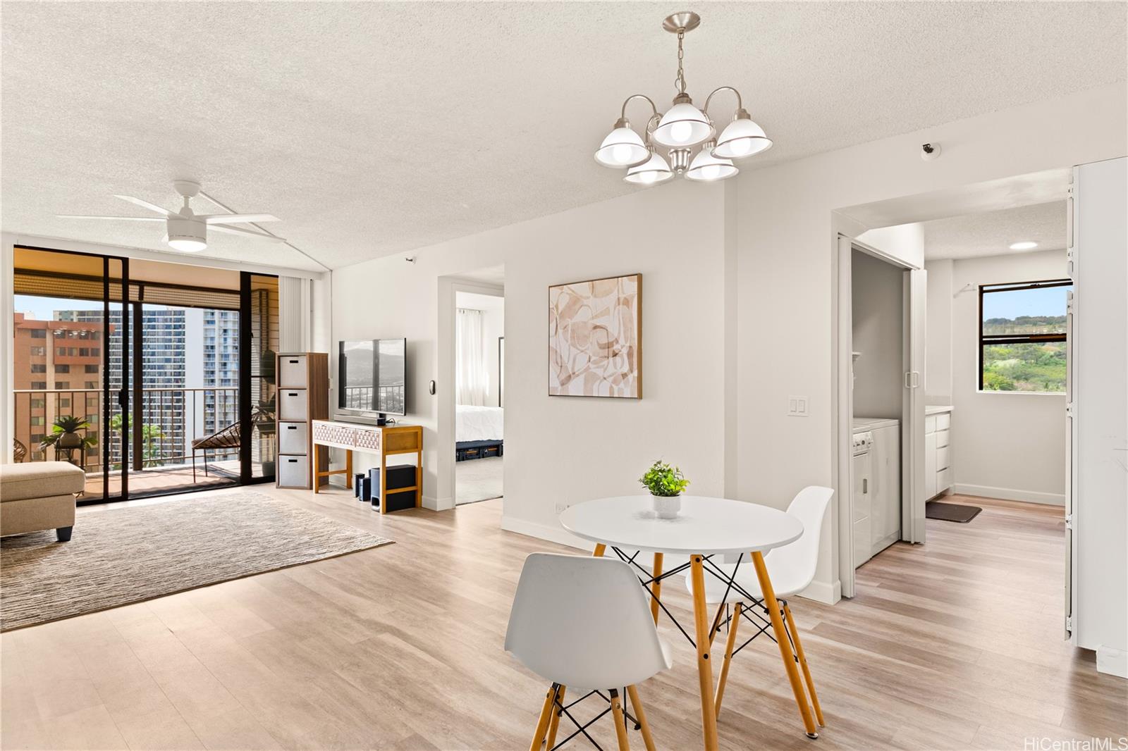 Park At Pearlridge #1801, 98-501 Koauka Loop, Aiea | Pearlridge