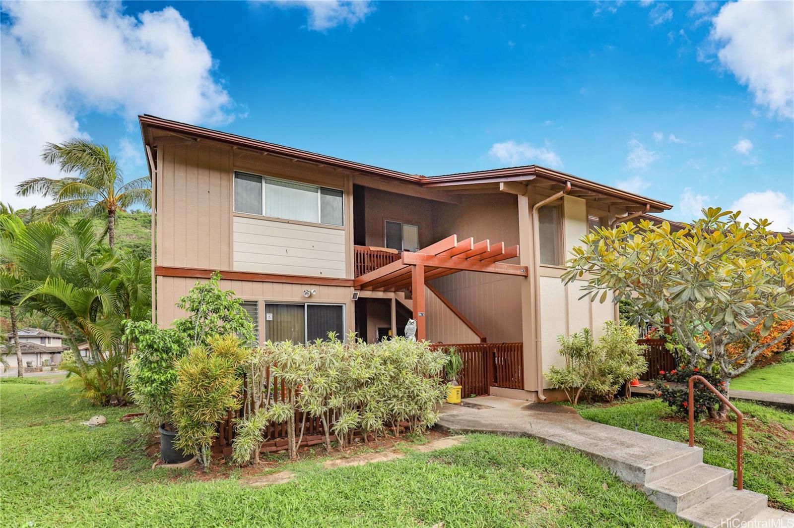 Newtown Meadows #3A2, 98-625 Kilinoe Street, Aiea | Newtown