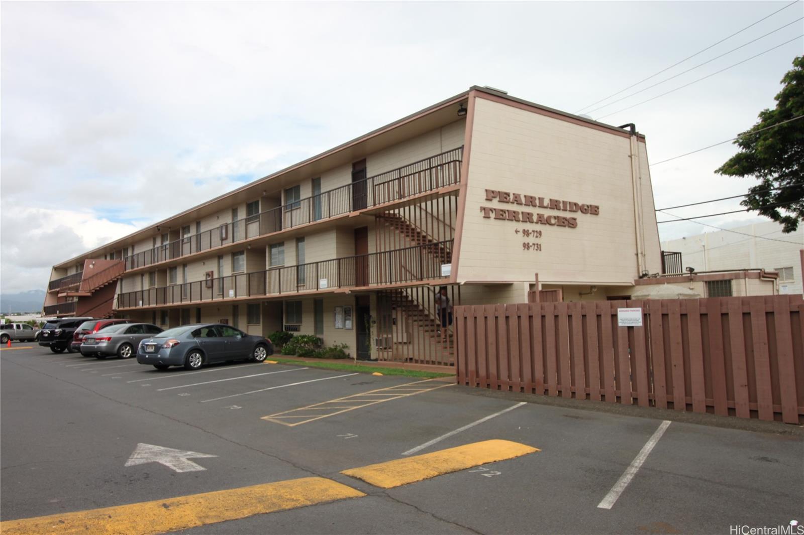 98-729 Moanalua Loop 123 Aiea - Hawaii Rental