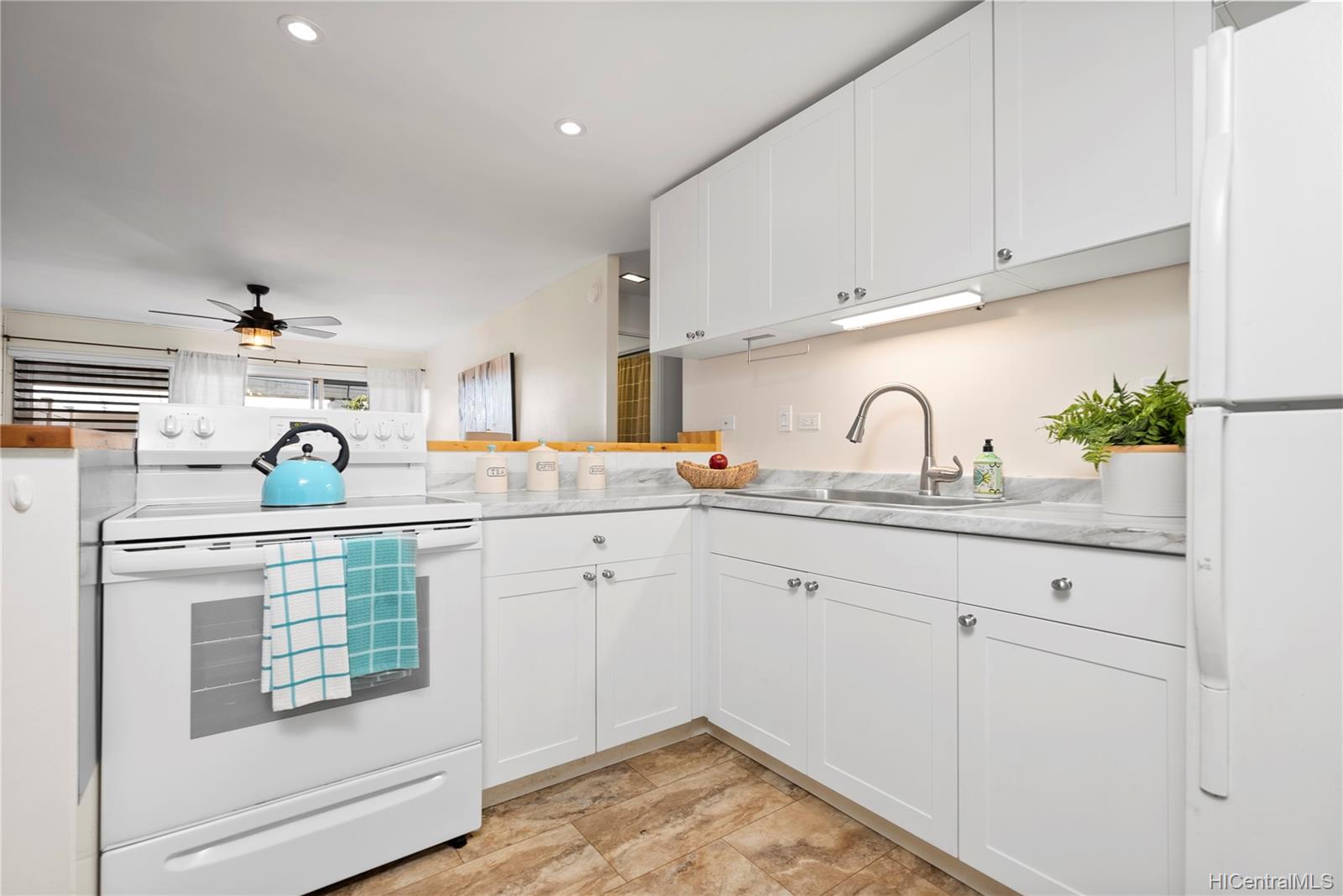 Pearl Ridge Terraces #3, 98-729 Moanalua Loop, Aiea | Waimalu