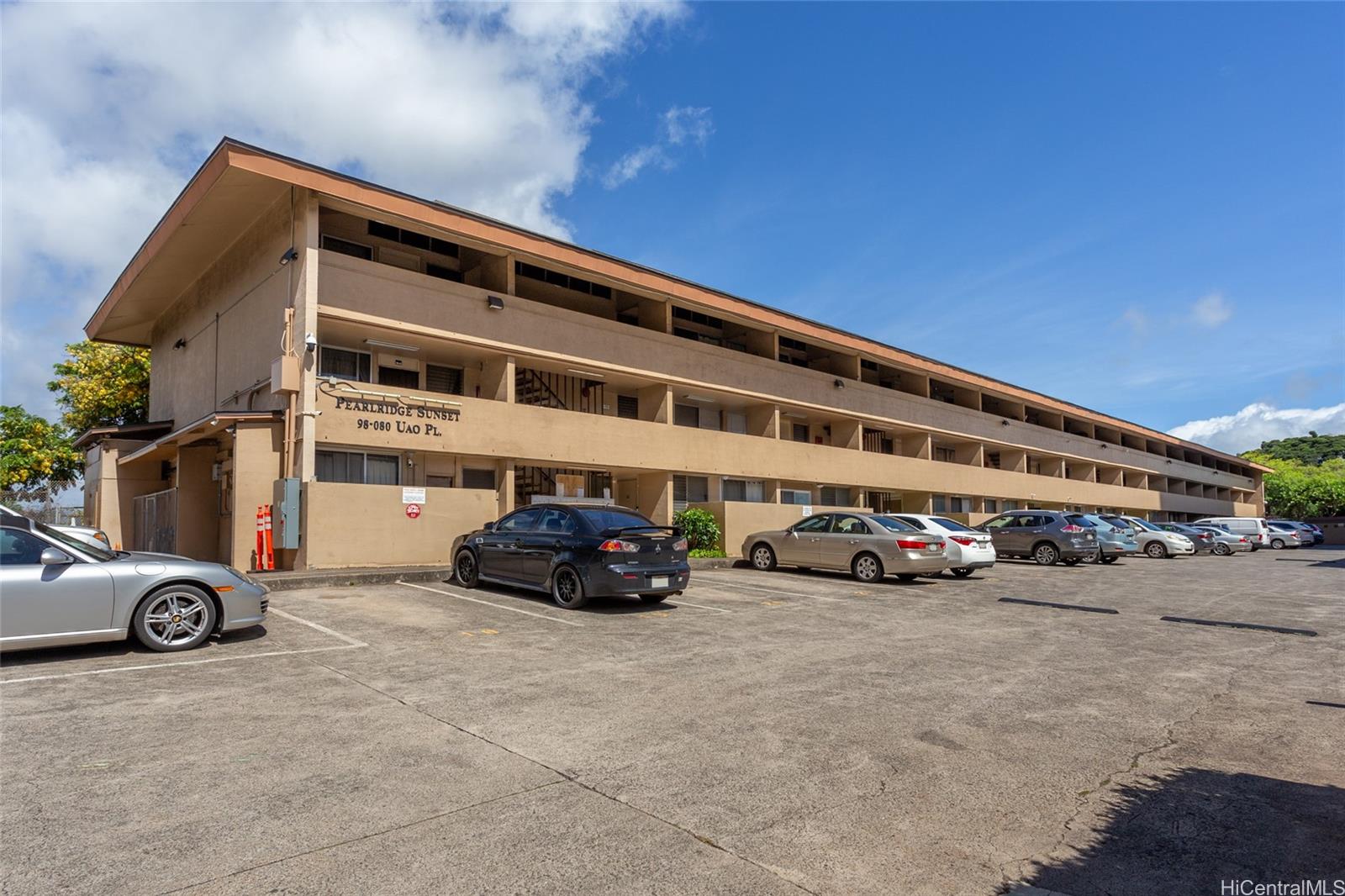 Pearlridge Sunset #B7, 98-80 Uao Place, Aiea | Aiea Heights