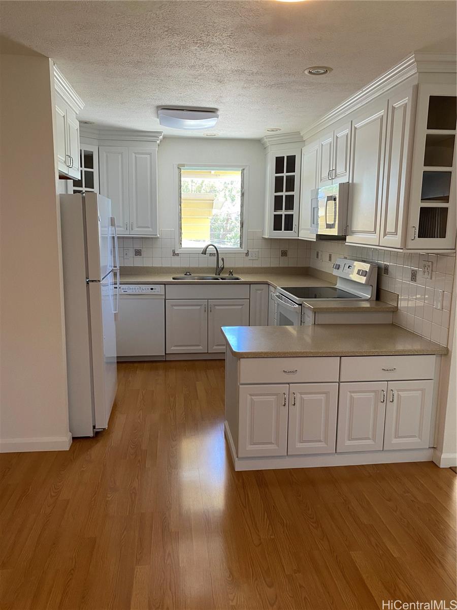 99-1354 Halawa Hts Road Aiea - Hawaii Rental