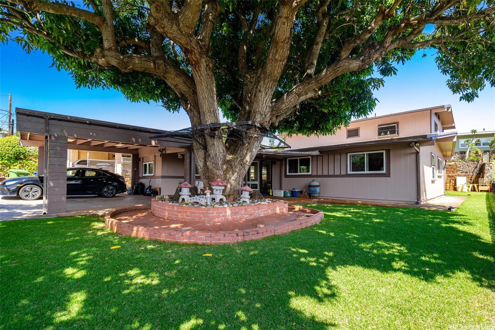 99-611 Pualaa Street , Aiea, Hi 96701 | Halawa