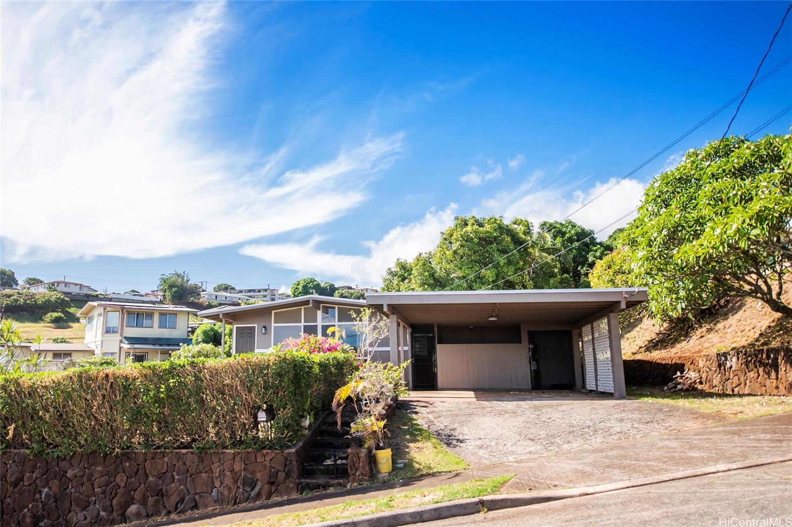 99-822 Nahiolea Street , Aiea, Hi 96701 | Halawa