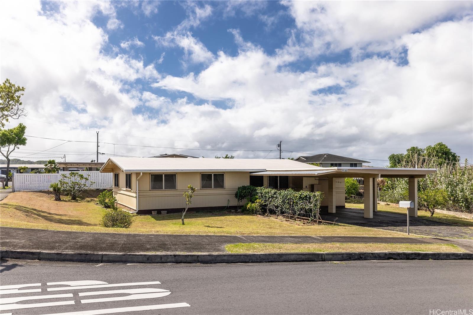 99-865 Nahiolea Street , Aiea, Hi 96701 | Halawa