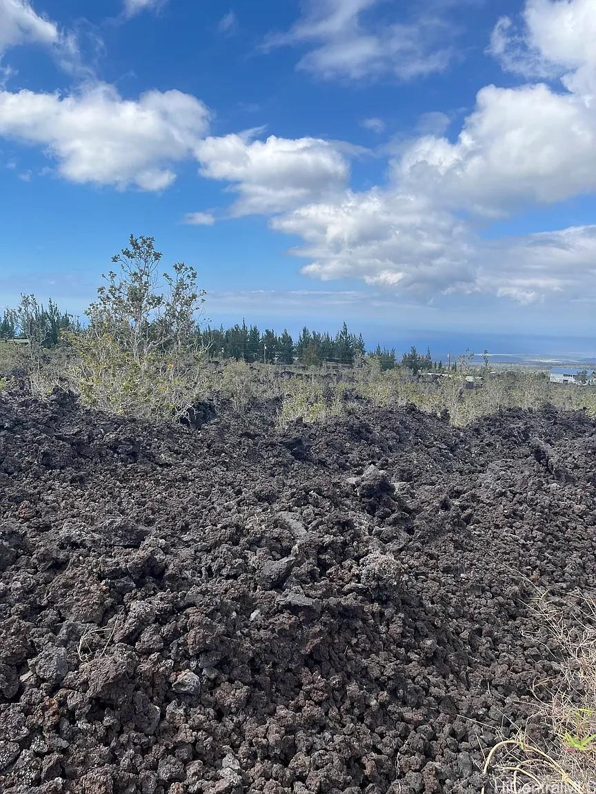 Coconut Dr street in Hove Captain Cook | Big Island